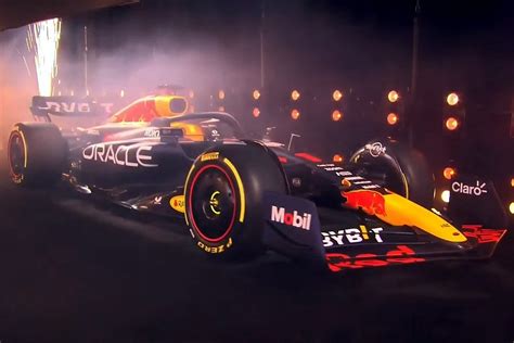 Red Bull Revela El Rb19 De Checo Pérez Y Verstappen Para La F1 2023