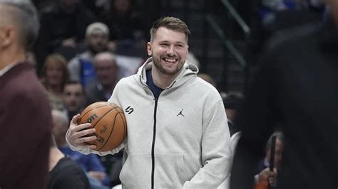Luka Doncic heads to the Lakers and Anthony Davis goes to the Mavs in blockbuster trade