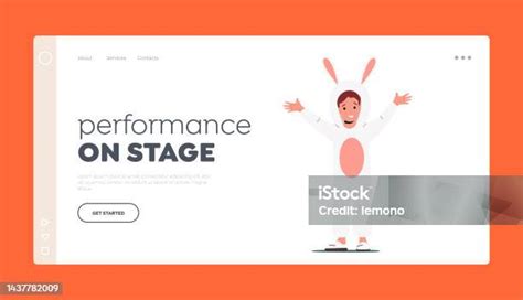 스테이지 랜딩 페이지 템플릿의 성능 토끼 어린 소녀 또는 소년의 재미있는 의상을 입은 아이는 토끼의 옷을 입는다