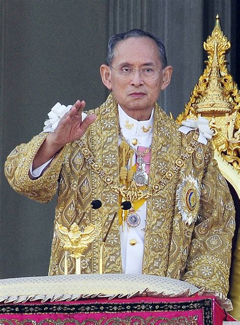 เฉลิมพระปรมาภิไธย ในหลวง ร 9 ขึ้นเป็น สมเด็จพระบรมชนกาธิเบศรฯ