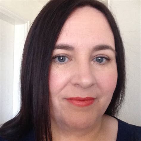 Elizabeth Hutchison Hutchison206 • Threads Say More