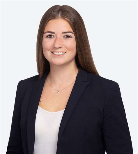 Carolin Felling Kinast