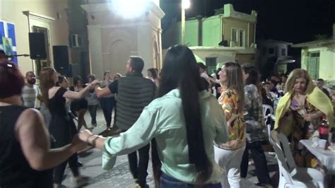 Το κεφι και ο χορος στον Σκινια καλα κρατει Youtube