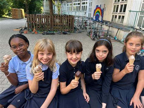 Überraschung Vom Elternverein Eis Für Alle Kinder Campus Sacre