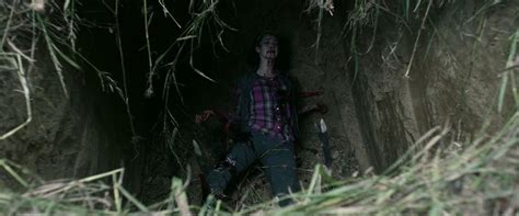 Wrong Turn 2021