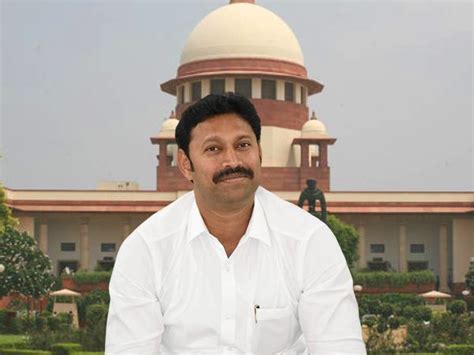 Supreme Court Issues Stay On Avinash Reddys Anticipatory Bail