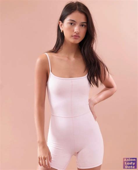 Elegant Filipino Women What Makes Filipino Girls The Best Wives