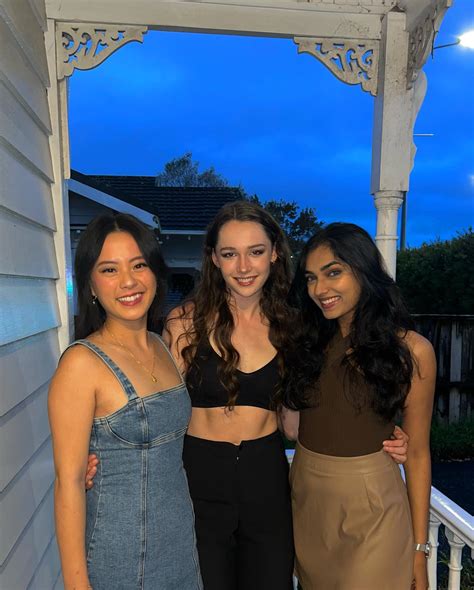 Imogen Skelton Getting The Flat Nice And Warm For Winter Instagram