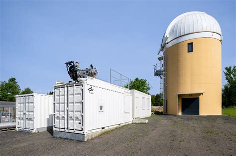 Laser Based Localisation Analysis And Collision Avoidance With Space Debris