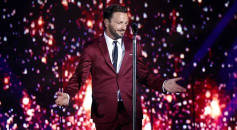 Nikos Vertis How Can An Artist Not Be In Love And Perform Love Songs