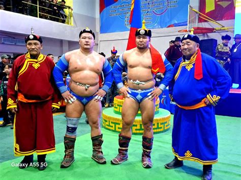 Өндөрхааны цом Сар шинийн барилдаанд Аймгийн хурц арслан Д Алтанцоож түрүүлжээ Isee Mn