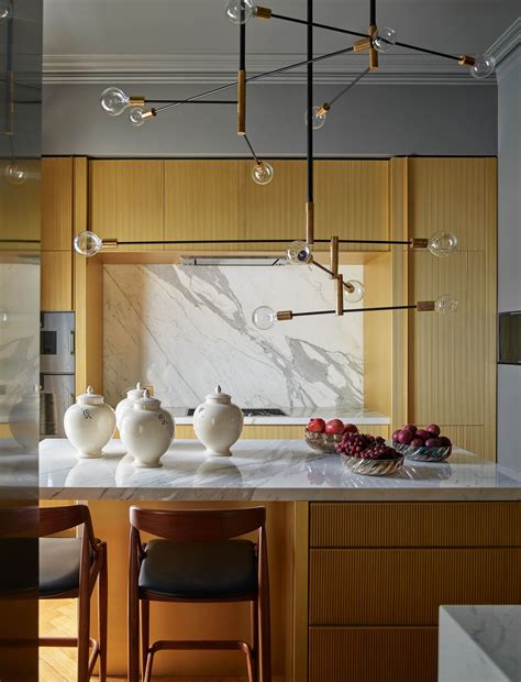Dimorestudio Infuses A Classic London Flat With Moody Italian Magic
