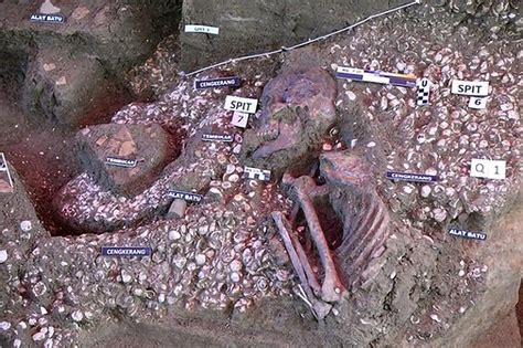 Sex Determination And Facial Approximation Using The Skull Of Penang Woman