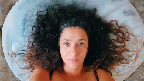 שָׁל מֵצָרַי מֵעֲלָיי אפרת גורן Youtube שָׁל מֵצָרַי מֵעֲלָיי אפרת גורן Youtube