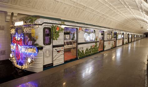 New Year Decorated Ezh 3 In Moscow Metro R Trains