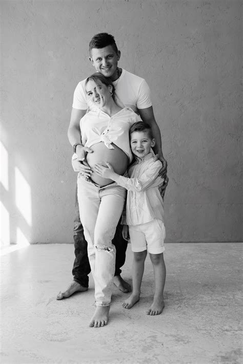 Семейная фотосессия беременности Фотографии беременной Фотосессии беременных Материнство