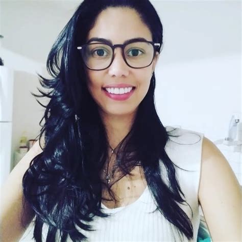 Iris Almeida 🍃 Irisalmeida7 • Threads Say More