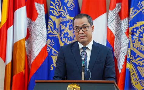 អភិបាលខេត្តព្រៃវែង ជំរុញឲ្យមន្ដ្រីយកចិត្តទុកដាក់បន្ថែម