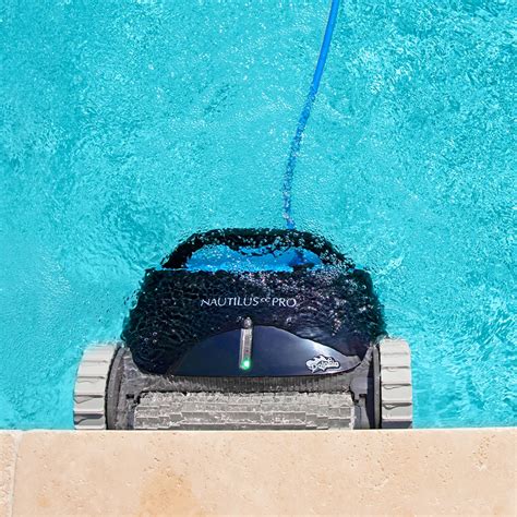 Robot Piscine Dolphin Nautilus Cc Pro Nettoyage Professionnel