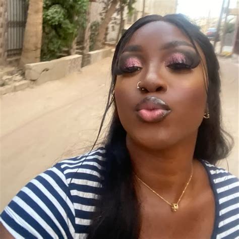 𝘛𝘢𝘣𝘢𝘳𝘢 Tabss On Threads