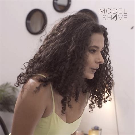 Curly Girl Shaves Her Head Perfectly Smooth Model Shave