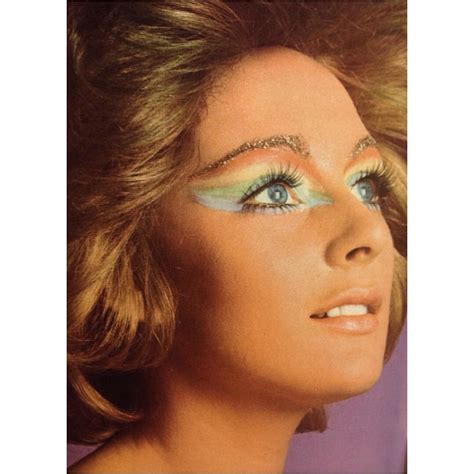 70s Hippie Eye Makeup