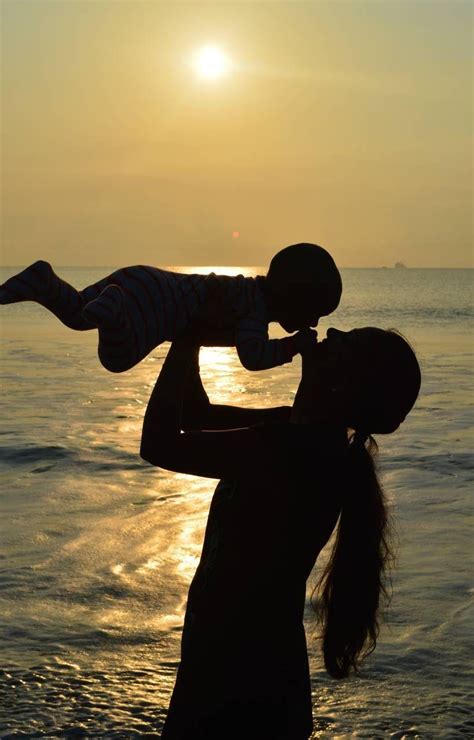 Mother Love Wallpapers Top Free Mother Love Backgrounds Wallpaperaccess