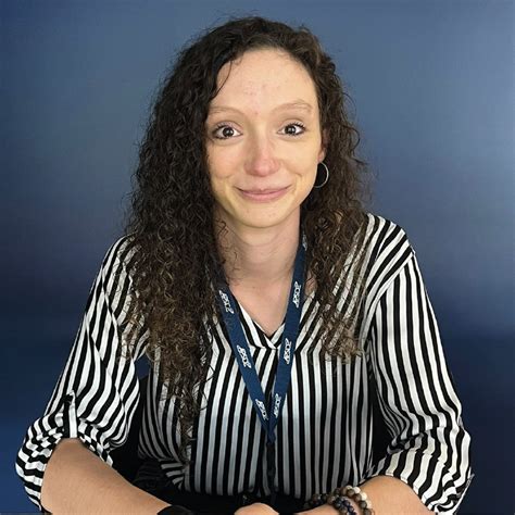 Emmanuelle Analyste Fonctionnelle Apside