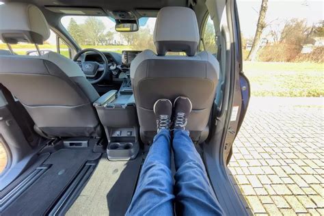 I Drove The 2024 Toyota Sienna Hybrid To See What Im Missing In My 3