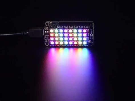 Adafruit Neopixel Featherwing 4x8 Rgb Led Add On For All Feather Boards Buy At Berrybase