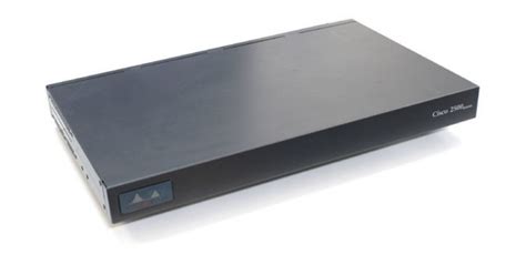 Cisco Cisco 2501 2500 Series 2501 2 Port Serial 1 Port Ethernet Aui Router