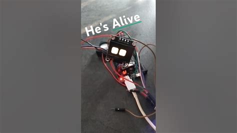 he s alive diy robt using esp32 development board robot eye animation