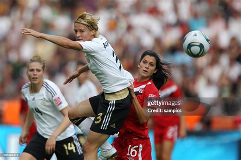 Saskia Bartusiak Gegen Jonelle Filigno Eröffnungsspiel Deutschland