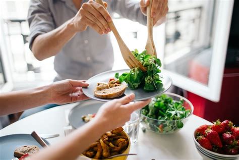 Харчування при запорах у дорослих