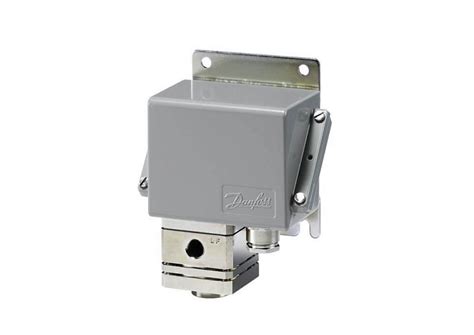 Danfoss Cas155 2хg 1 4 060 313066 Реле разности давлений купить с доставкой в Москве