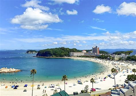Japan In Feb Weather 2026 From Skiing To Beach Walking