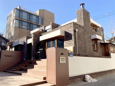 마포구 서교동에 카페 『komfortarbel Coffee 서교콤포타블 커피』가 오픈했대 강서통신