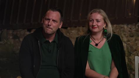 Šovam Mīlas Nometne Pievienojas Mūziķis Ansis Klintsons Un Viņa Sieva Monta 1188 Play