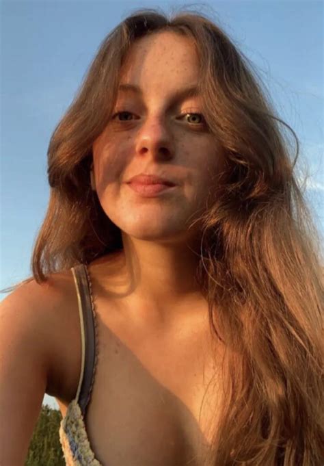 Is My Face Good Enough Scrolller
