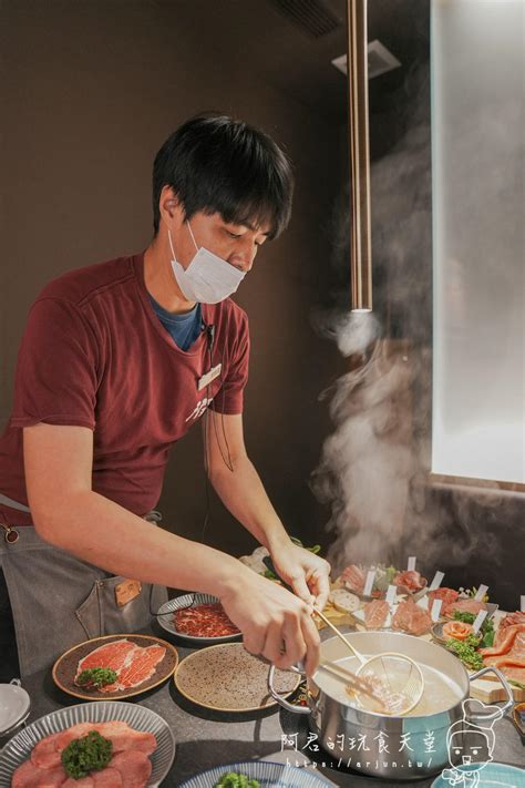【台中】一潤究極熟成和牛鍋物｜極上熟成和牛10享雙人饗宴、現切和牛肉再加上桌邊手做料理，味覺與視覺上的全新體驗 阿君的玩食天堂