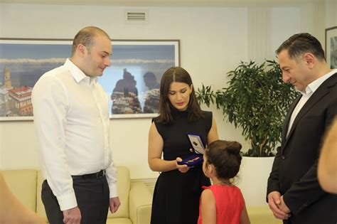 პრემიერ მინისტრმა ბერი გაბრიელ სალოსის ქუჩაზე ჩატარებული სპეცოპერაციისას დაღუპული სპეცრაზმელი