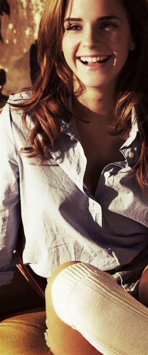 750x1800 Emma Watson Cute Smile Wallpaper 750x1800 Resolution Wallpaper