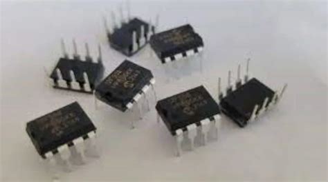 Pic12f508 Ip Pic Microcontroller Ic At Rs 32piece Programmable