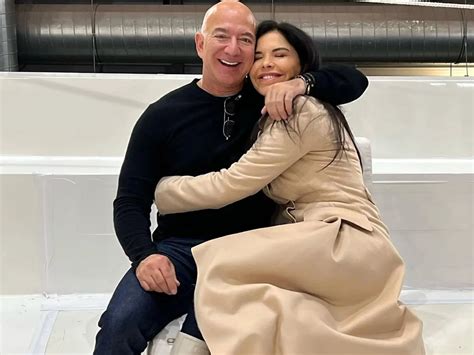 Jeff Bezos To Marry Lauren Sanchez In Lavish 600 Million Wedding In