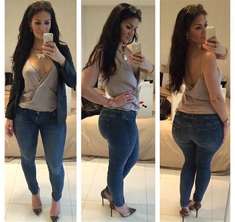Meet Drakes Bottom Heavy Model Friend Rosee Divine