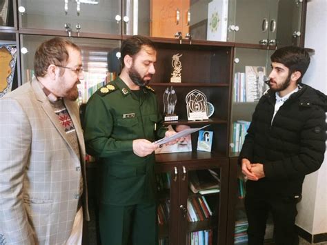 معرفی بسیجی نمونه سازمان بسیج هنرمندان شهرستان ملارد