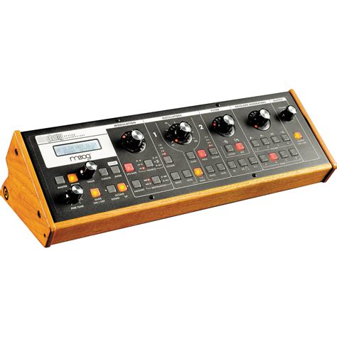 Moog Slim Phatty Analog Monophonic Synthesizer Black Lps 001