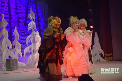 Благотворительный новогодний праздник для детей сирот в Ленинском районе Бреста