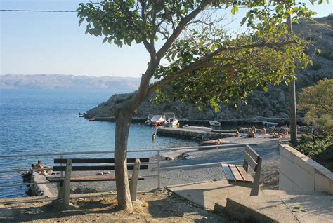 Karlobag Križišče Med Jadranom In Velebitom Pagsi