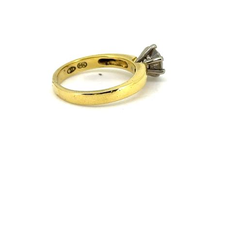 18ct Yellow Gold Diamond Solitaire Ring Happy Hockers